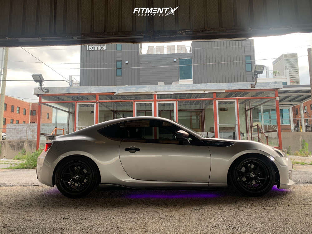 2013 Subaru BRZ Limited with 18x9.5 ESR Cs2 and Vercelli 255x35 on ...