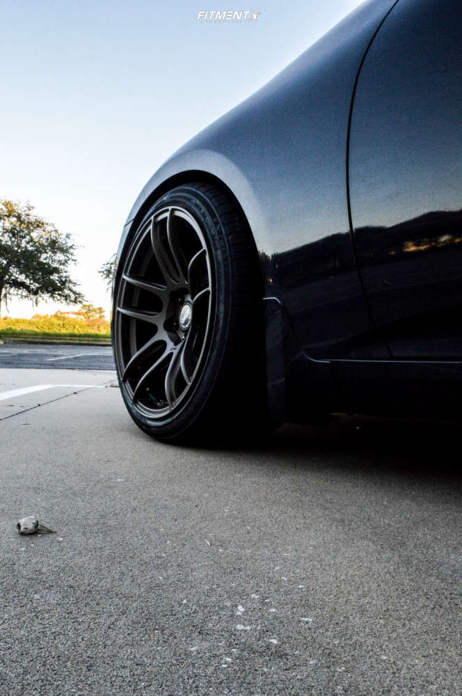 2007 INFINITI G35 X with 19x10.5 ESR Cs8 and Lexani 265x35 on Coilovers ...