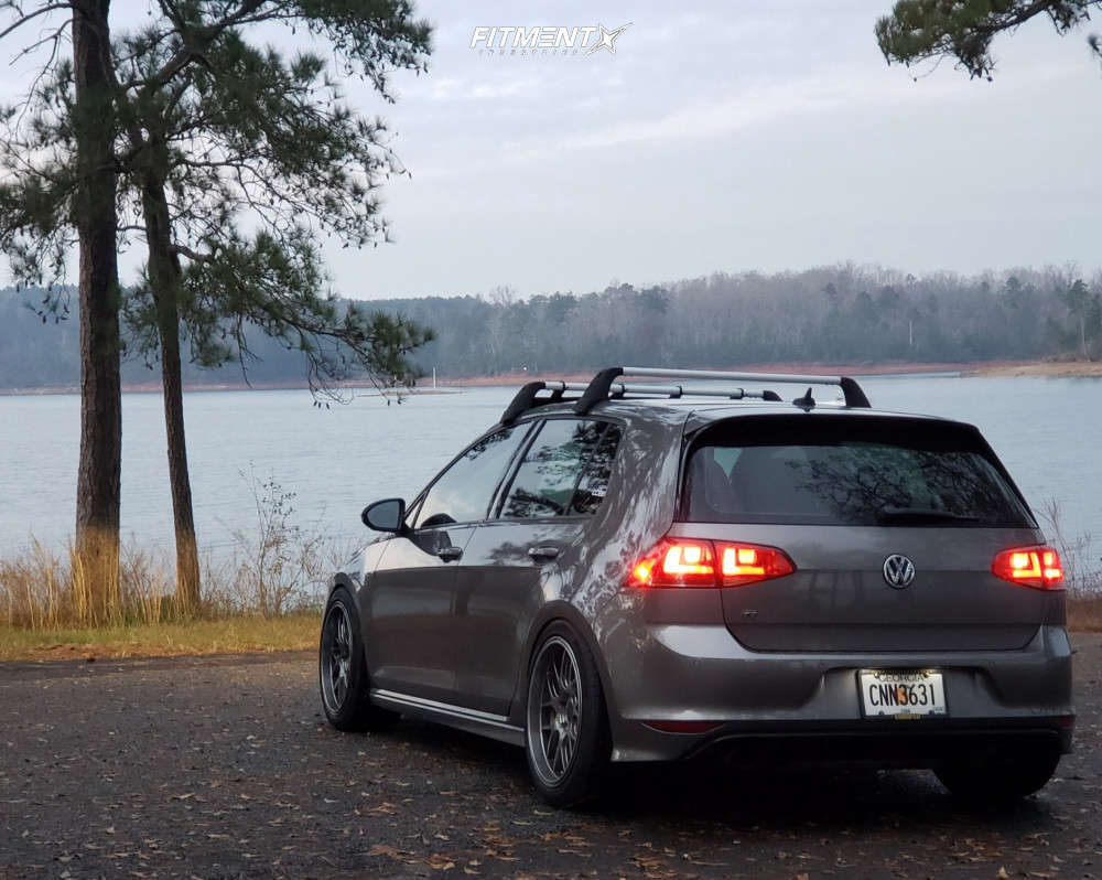 2015 Volkswagen Golf R Base with 18x9 XXR 527d and Vercelli 245x45 on ...