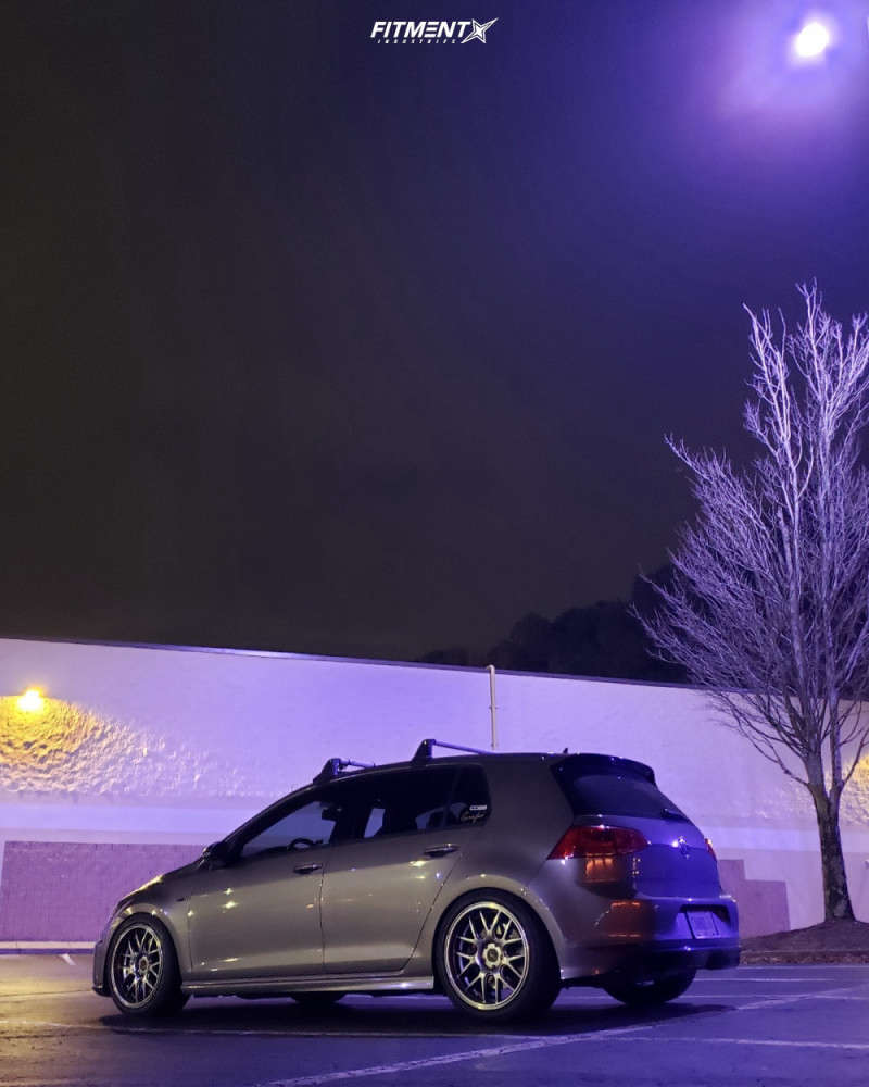 2015 Volkswagen Golf R Base with 18x9 XXR 527d and Vercelli 245x45 on ...