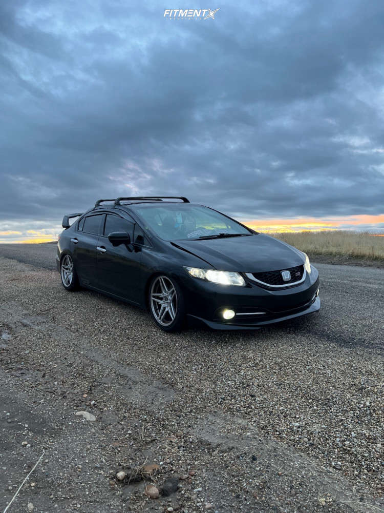 2014 Honda Civic Si with 18x8.5 ESR Rf15 and Toyo Tires 235x40 on ...