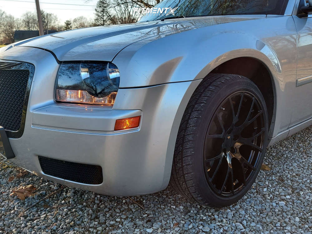 Chrysler 300 With 20 Inch Rims