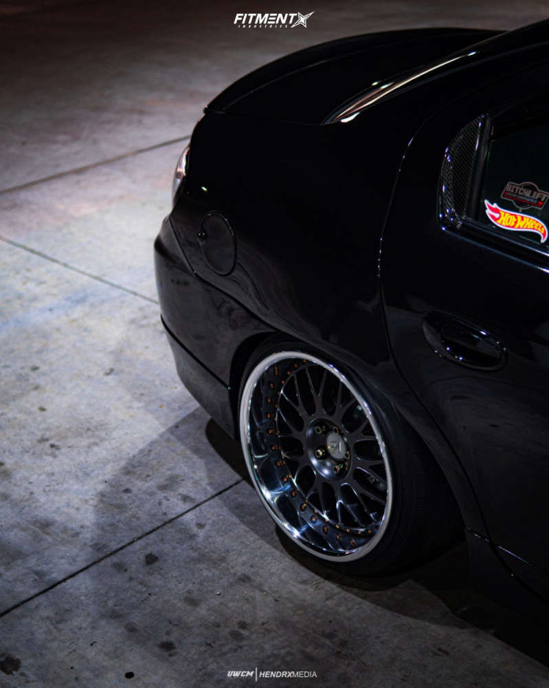 2005 Dodge Neon SRT-4 with 17x9.5 Work Vsxx and Sailun 205x40 on ...