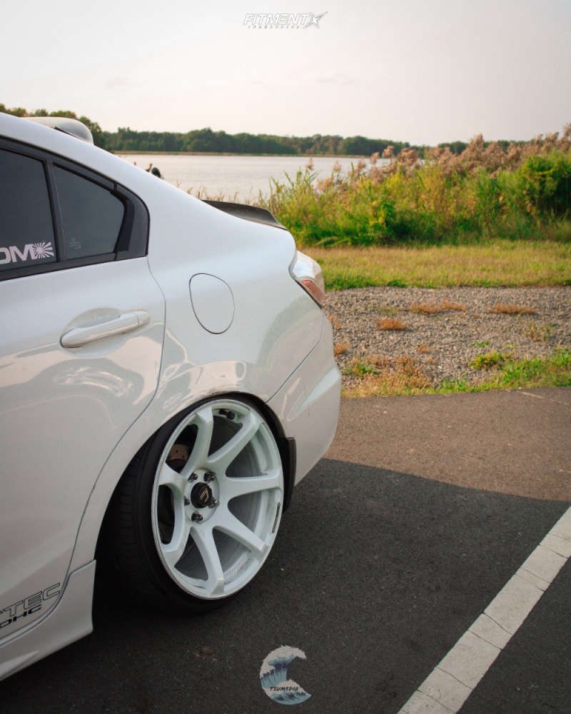 2015 Honda Civic EX with 18x10 Cosmis Racing Mr7 and Delinte 215x35 on ...