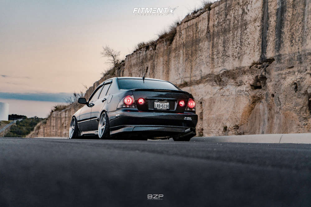 2003 Lexus IS300 Base with 18x9.5 Aodhan Ds05 and Federal 225x35 on ...