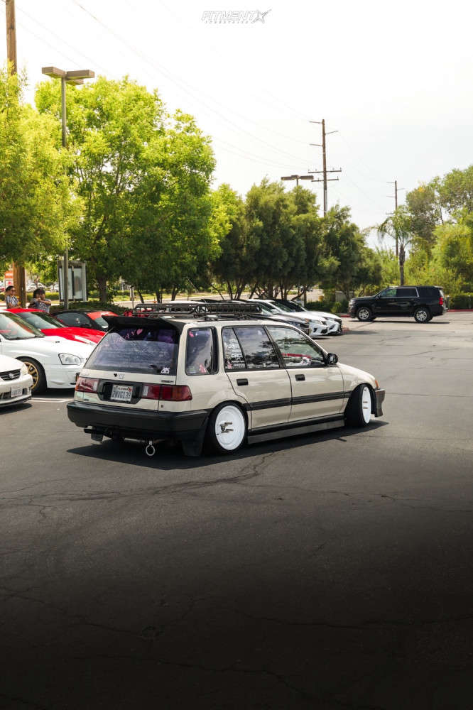 1989 Honda Civic Wagovan with 16x8 Diamond Racing Smoothie and Federal ...