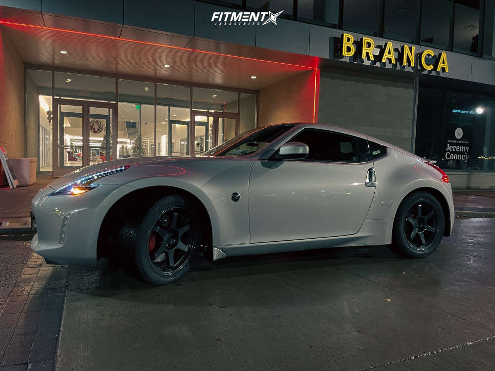 2013 Nissan 370Z Base with 18x8.5 9SiX9 SIX-1 and Nokian 245x45 on ...