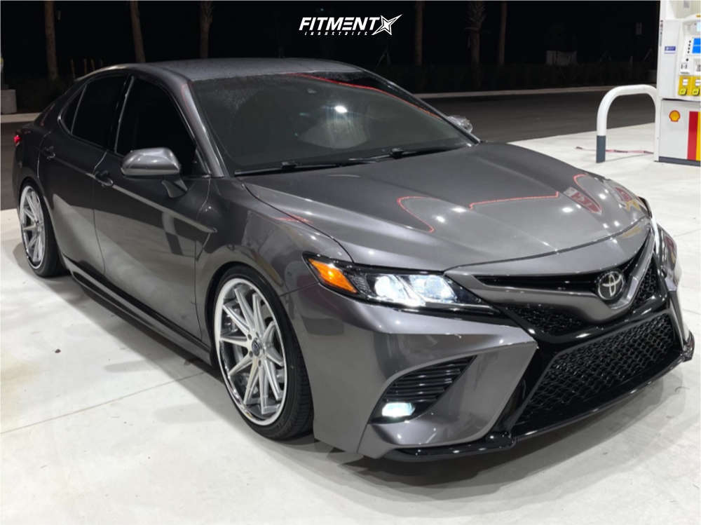 2018 Toyota Camry SE with 20x9 Rohana Rc10 and Nankang 245x35 on ...