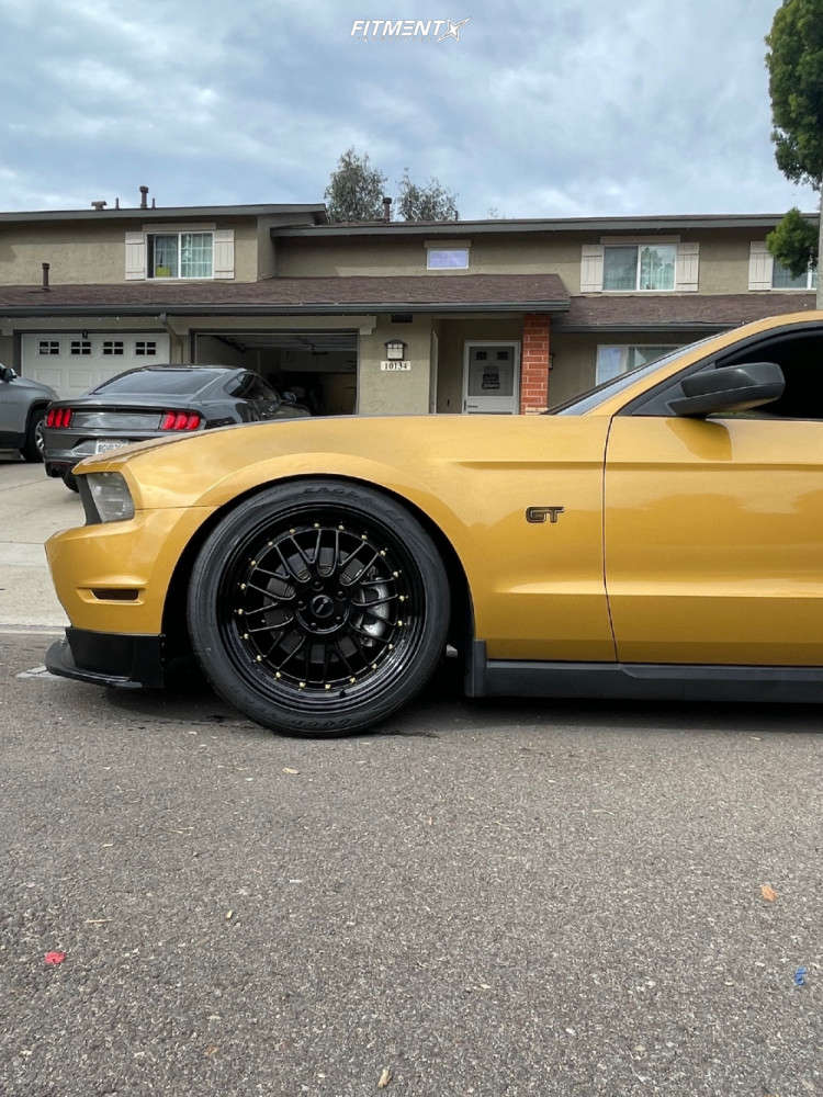 2010 Ford Mustang GT with 19x9.5 Vors Vr8 and Goodyear 265x40 on Air ...