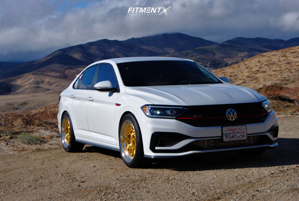 2021 Volkswagen Jetta GLI S with 18x8.5 Regen5 R32 and Vercelli 235x45 ...