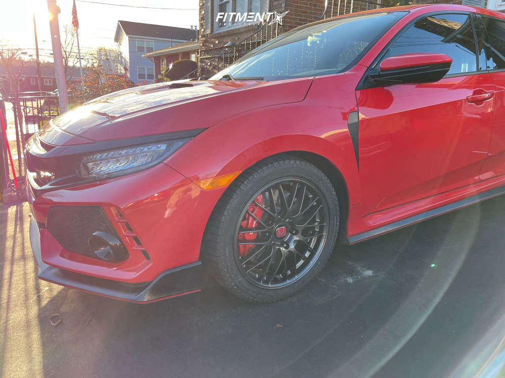 2019 Honda Civic Type R with 18x8 Enkei Ekm3 and Michelin 245x40 on ...