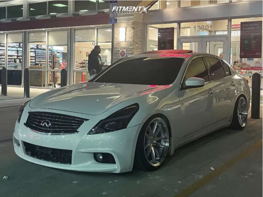 2013 INFINITI G37 Base with 19x9.5 Aodhan Ds02 and Continental 245x35 ...