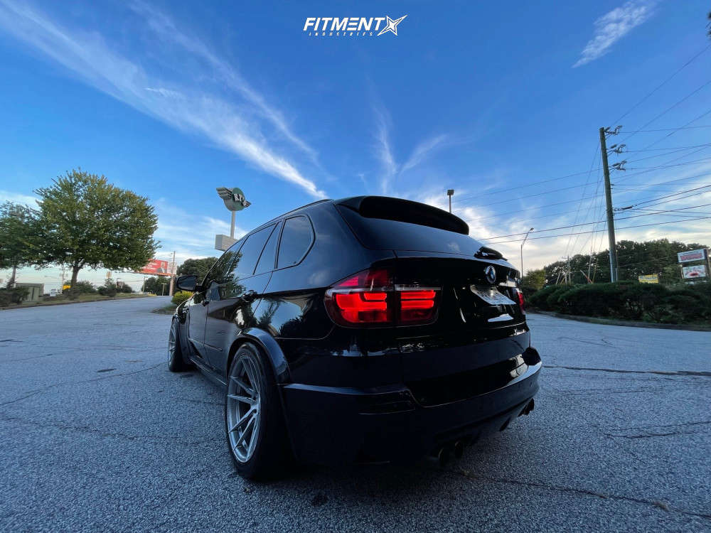 2013 BMW X5 M with 20x10 Rohana Rfx2 and Toyo Tires 275x40 on Coilovers ...