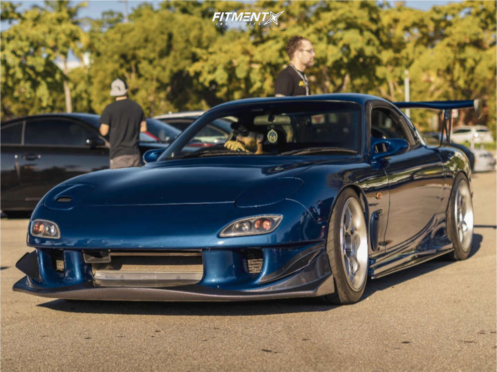 1995 Mazda RX-7 Base with 18x10 Advan Racing Rg-d and Hankook 265x35 on ...