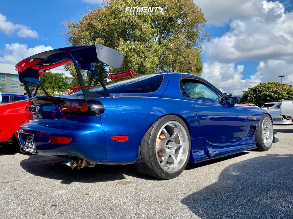1995 Mazda RX-7 Base with 18x10 Advan Racing Rg-d and Hankook 265x35 on ...