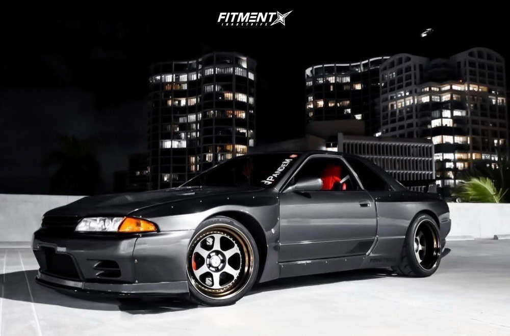 1993 Nissan Skyline GT-R with 19x12 Work Meister L1 3p and Toyo Tires ...