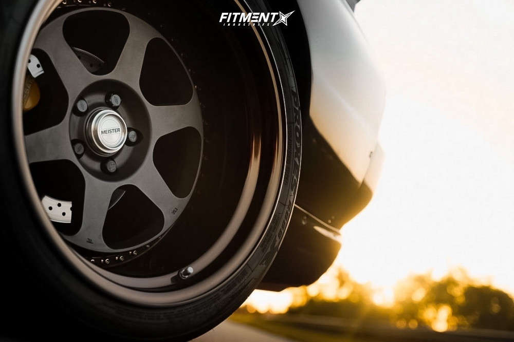 1993 Nissan Skyline GT-R with 19x12 Work Meister L1 3p and Toyo Tires ...