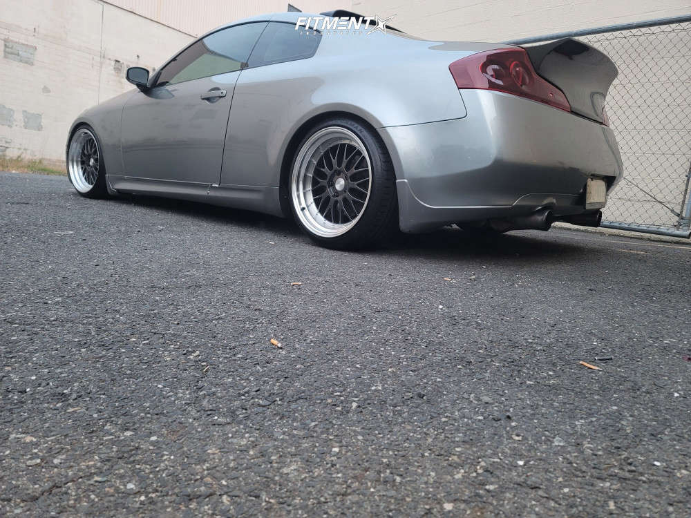 2006 INFINITI G35 Base with 19x9.5 ESR Sr01 and Ironman 235x35 on ...