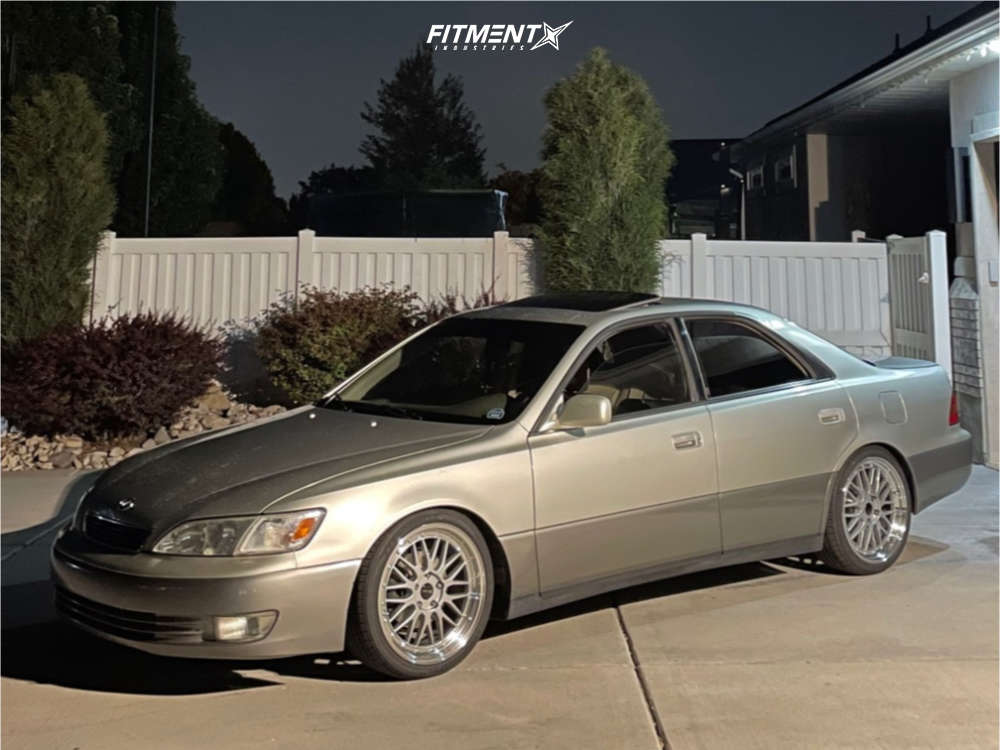 1999 Lexus ES300 Base with 18x8 Vors Vr8 and Pantera 215x40 on ...