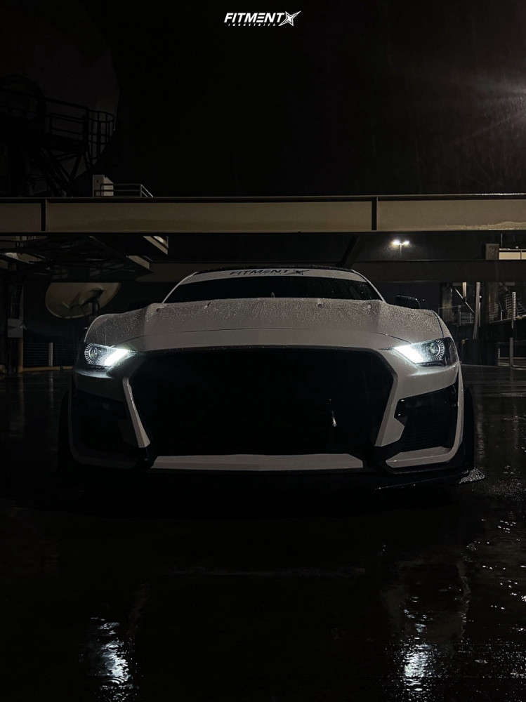 2019 Ford Mustang GT Premium with 20x9 Verde Axis and Nitto 275x35 on ...