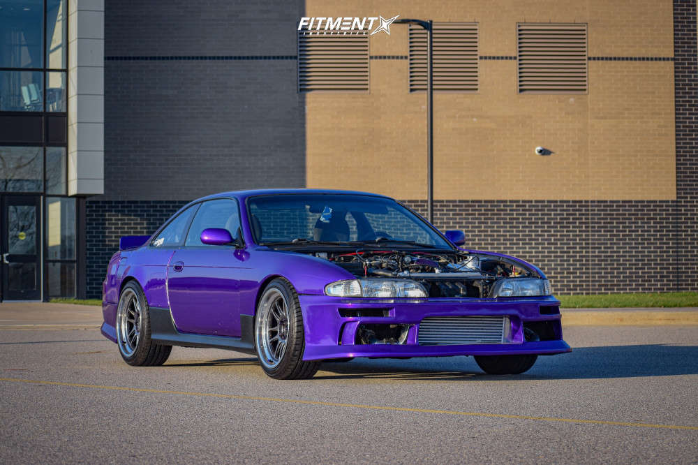 1995 Nissan 240SX SE with 18x9.5 Cosmis Racing Xt-206r and Achilles ...