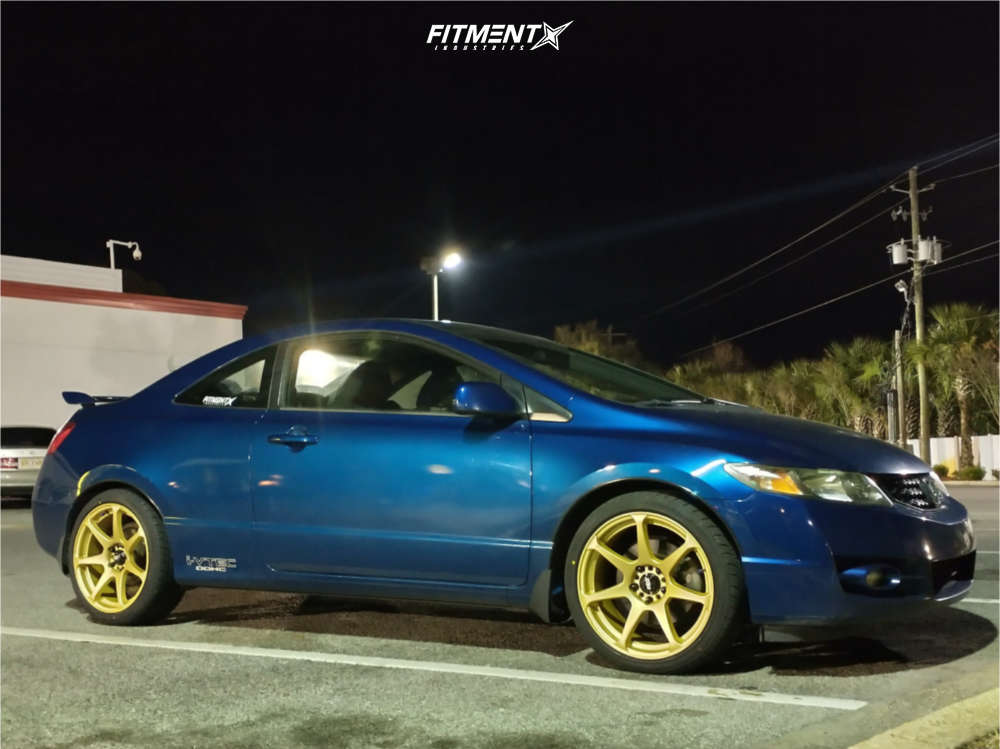 2011 Honda Civic Si with 18x8 Motegi Mr154 and Vercelli 225x40 on Stock ...