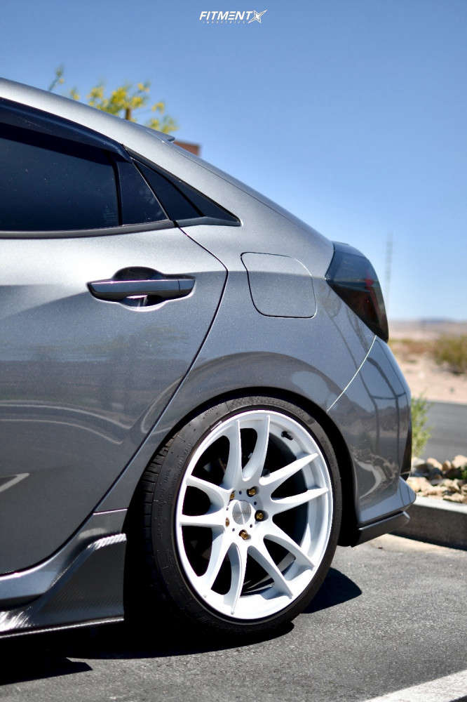 2017 Honda Civic EX with 18x9.5 AVID1 AV32 and Nankang 235x40 on ...