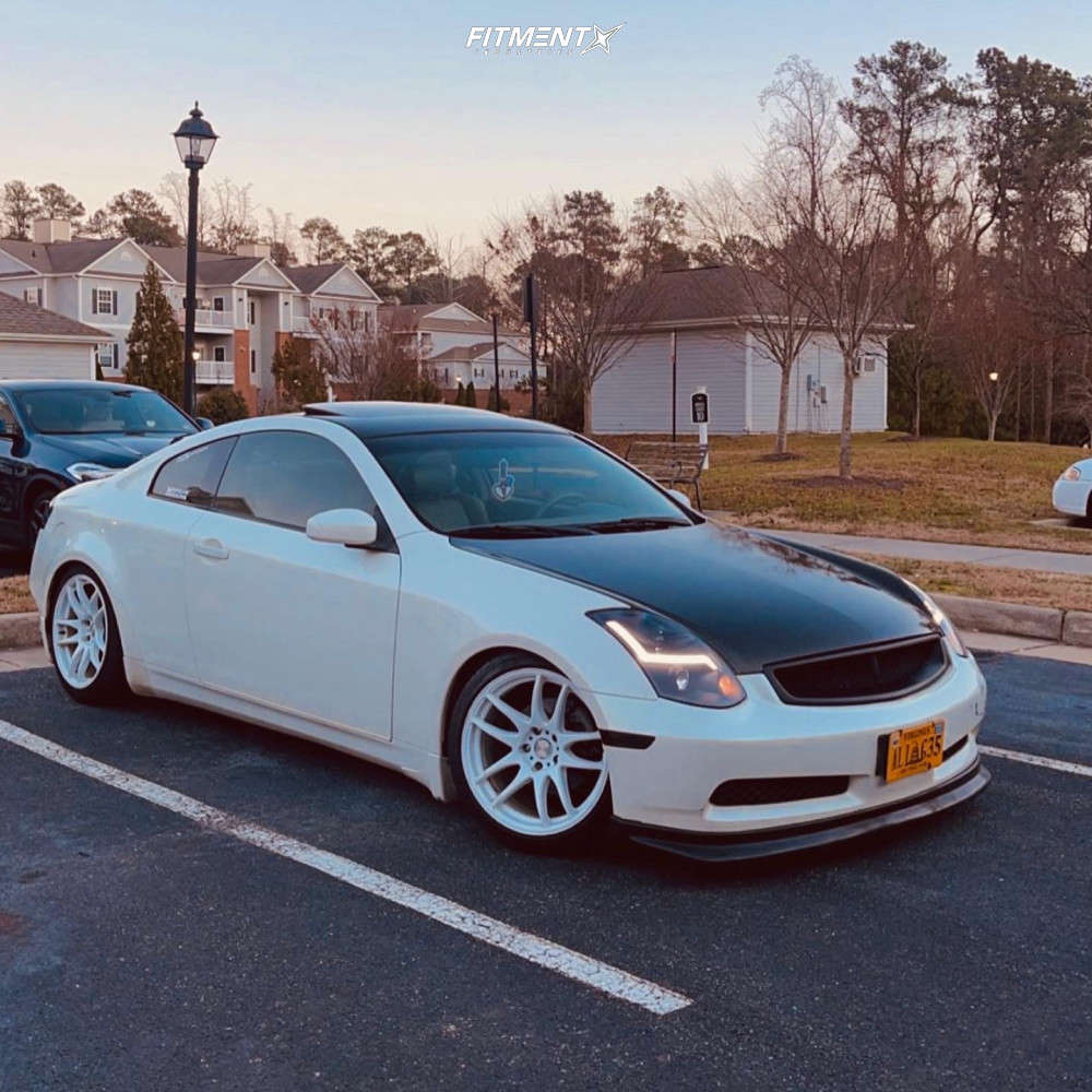 2003 INFINITI G35 Base with 18x9.5 ESR Sr08 and Michelin 235x40 on ...