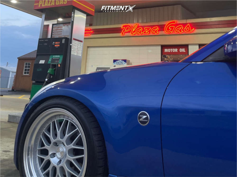 2005 Nissan 350Z Base with 19x9.5 Aodhan Ah02 and Radar 275x35 on ...