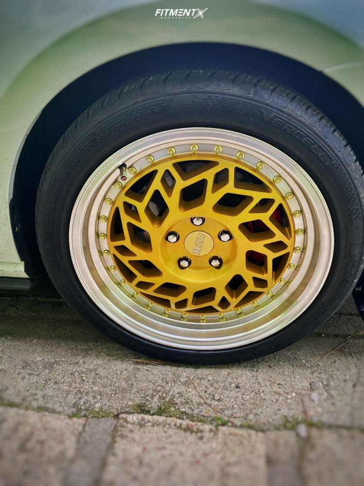 2017 Volkswagen GTI S with 18x8.5 F1R R32 and Vercelli 215x35 on Stock ...