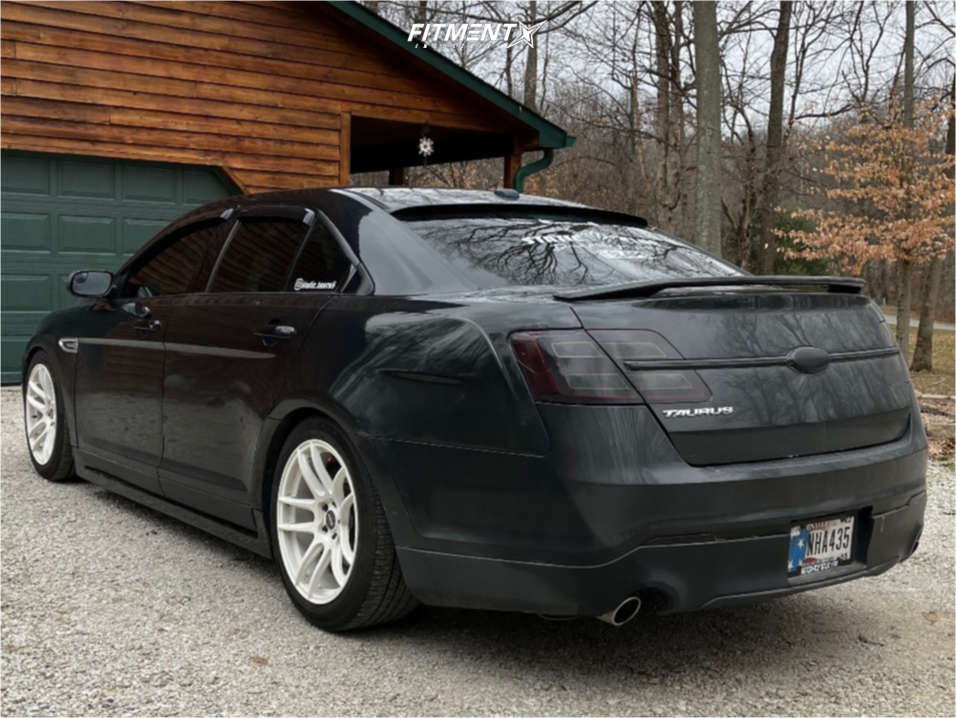 2014 Ford Taurus SEL with 19x9.5 ESR Cs8 and Michelin 255x35 on ...