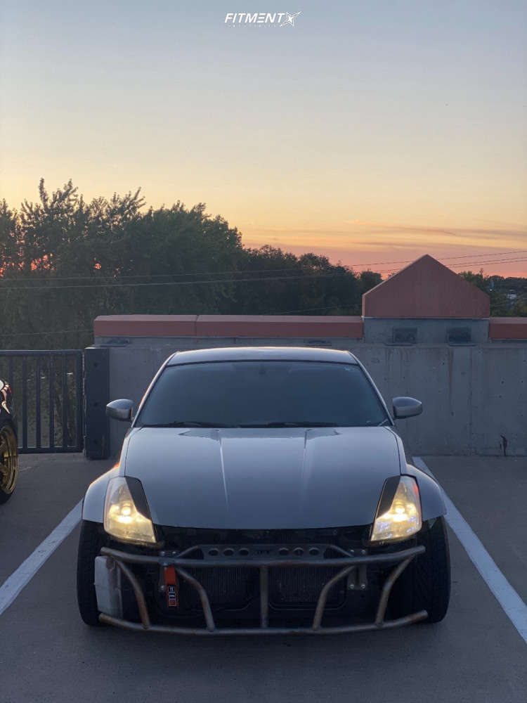 2003 Nissan 350Z Touring with 18x9.5 ESR Sr01 and Nitto 225x45 on ...