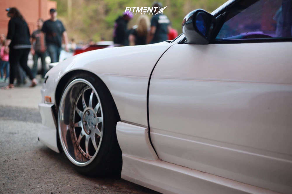 1993 Nissan 240SX SE with 18x9.5 GMR MS1 and Federal 225x40 on ...