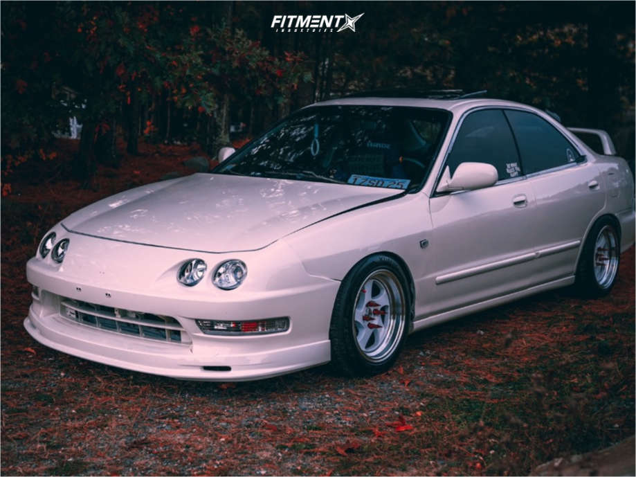 1999 Acura Integra GS-R with 15x8 Whistler KR1 and Kumho 205x50 on ...