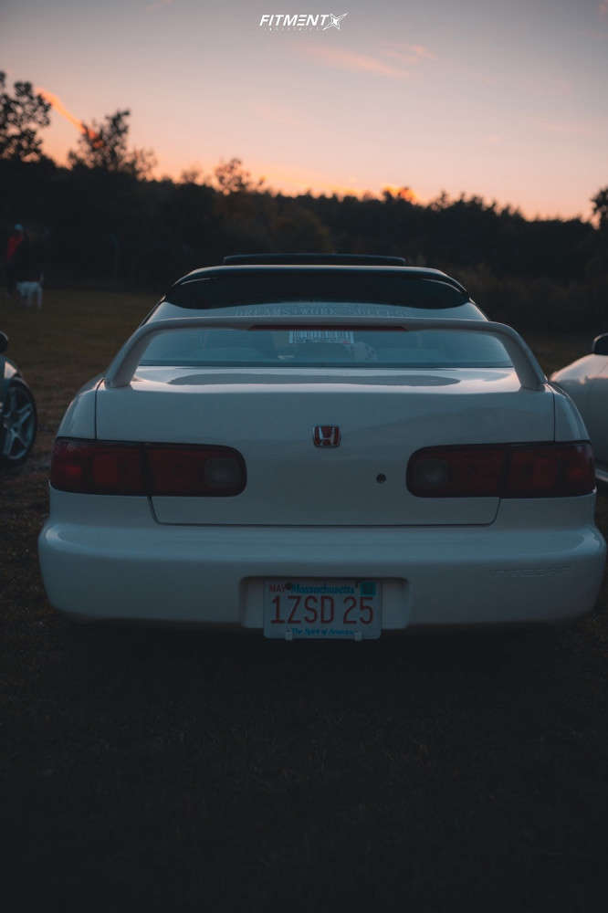 1999 Acura Integra GS-R with 15x8 Whistler KR1 and Kumho 205x50 on ...