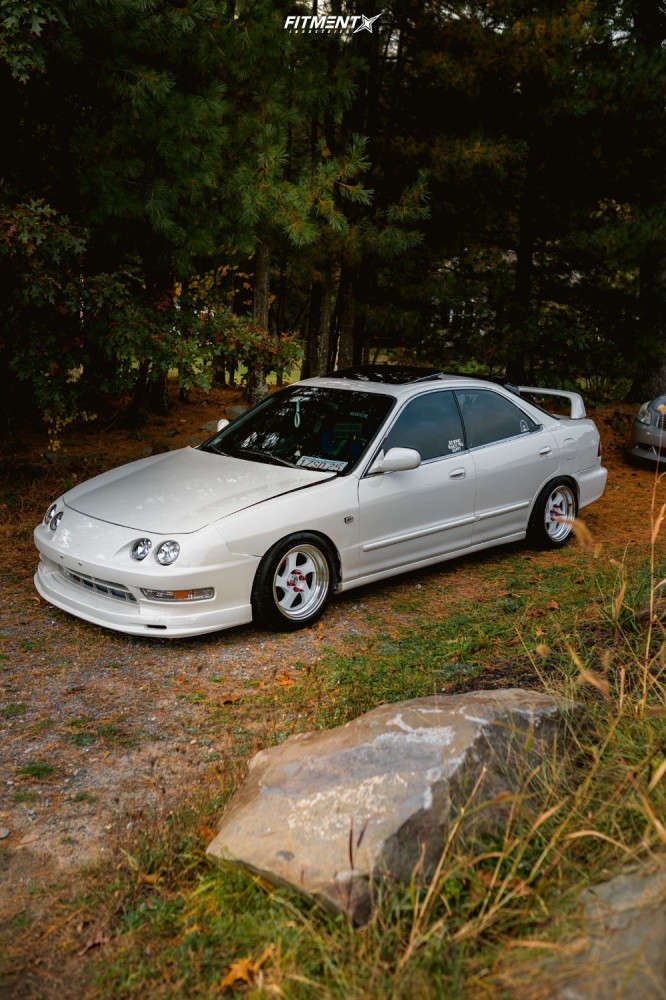 1999 Acura Integra GS-R with 15x8 Whistler KR1 and Kumho 205x50 on ...