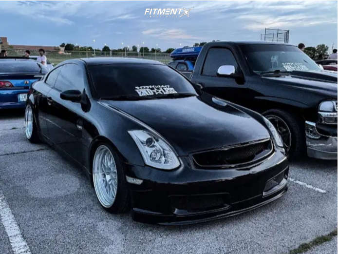 2004 INFINITI G35 Base with 19x9.5 Aodhan Ah02 and Continental 235x35 ...