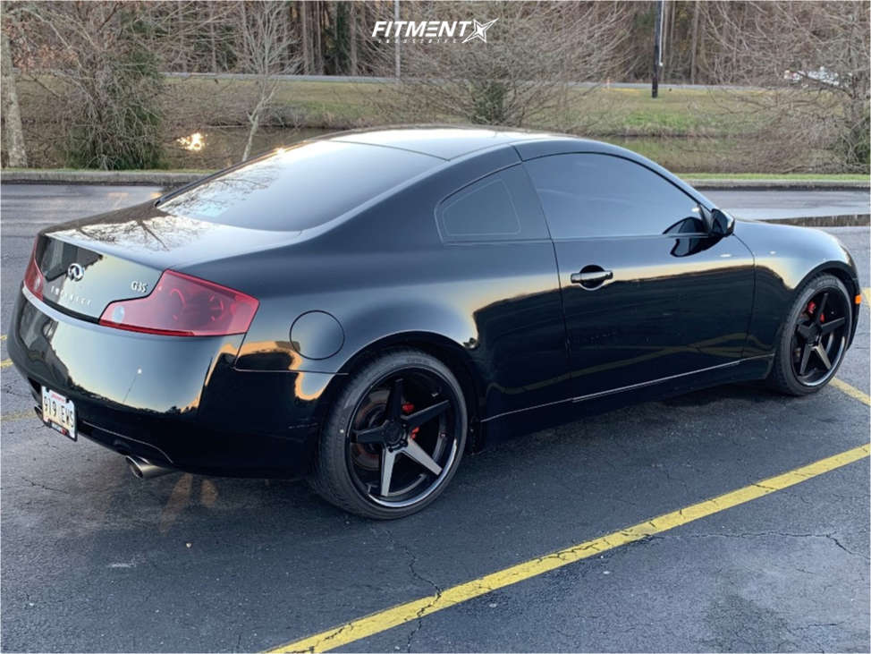 2005 INFINITI G35 Base with 20x9 Ferrada FR3 and Ohtsu 245x35 on Stock ...