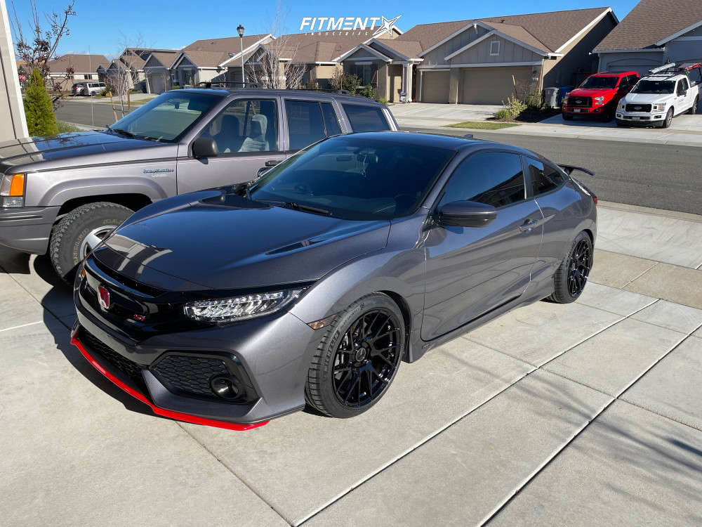 2019 Honda Civic Si with 18x9.5 Enkei Tm7 and Michelin 245x45 on ...