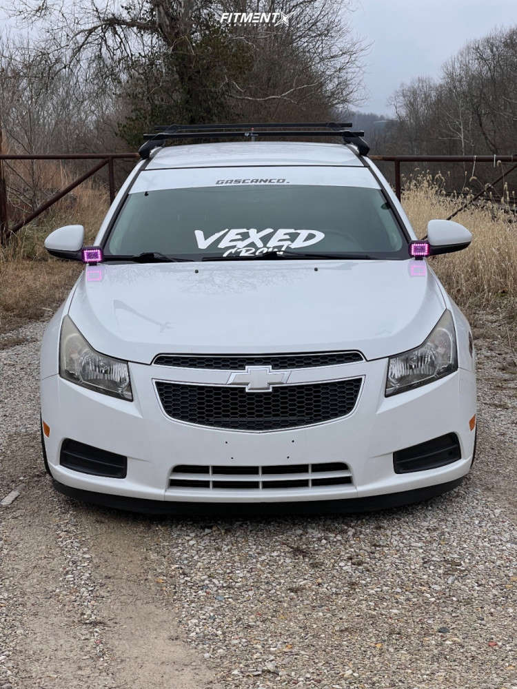 2013 Chevrolet Cruze Eco with 18x8.5 ESR Cs5 and Toyo Tires 235x40 on ...