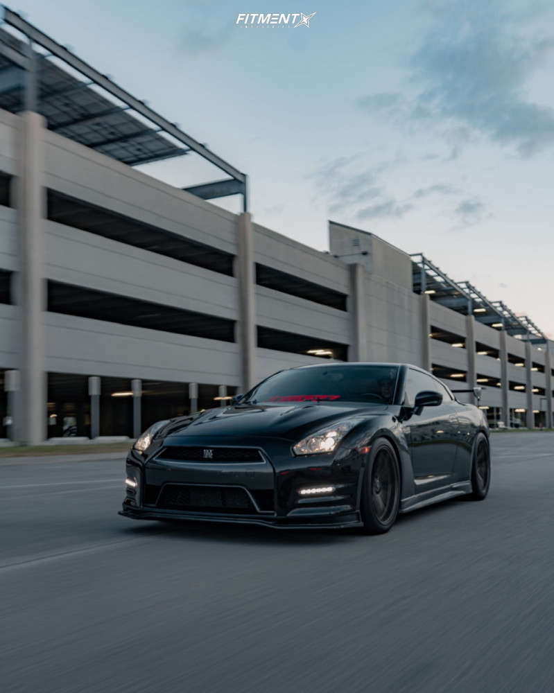 2012 Nissan GT-R Black Edition with 20x10 Vorsteiner V-ff103 and ...