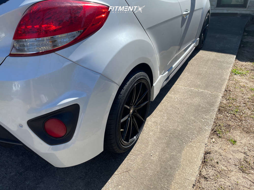 2015 Hyundai Veloster Turbo with 18x8 Konig Oversteer and Vercelli ...
