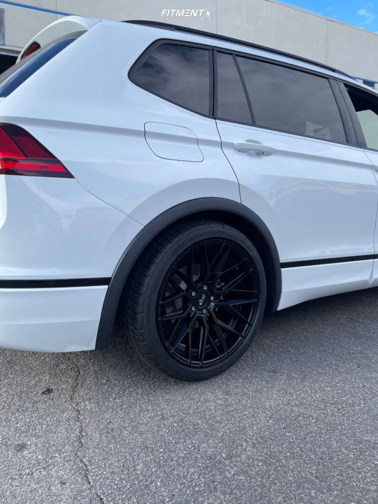 2022 Volkswagen Tiguan SE R-Line With Niche Gamma And, 55% OFF