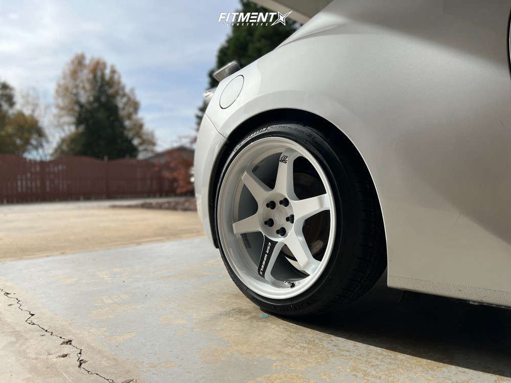 2014 Subaru BRZ Limited with 18x9.5 ESR Sr07 and Michelin 225x40 on Air ...