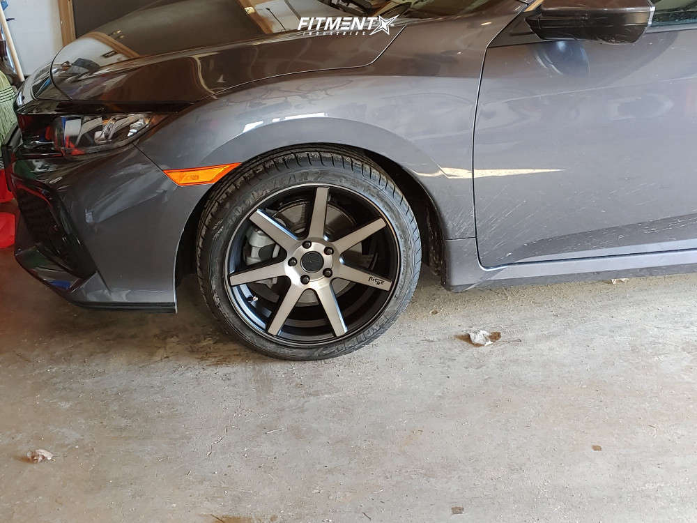 2019 Honda Civic Si with 18x8 Niche Milan and Goodyear 235x40 on Stock ...