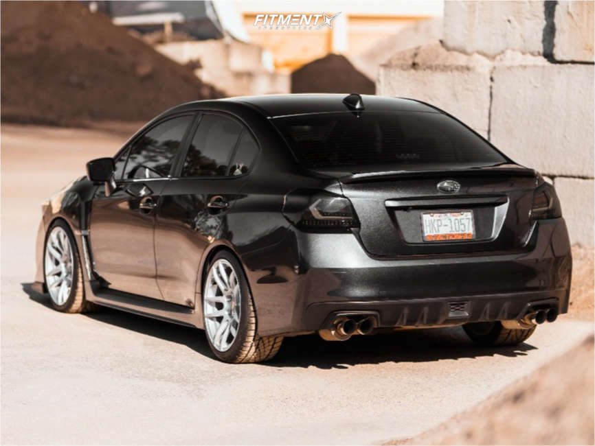 ESR CS8 19x9.5 35 Hypersilver | 99511135 CS8HS 5X114.3 | Fitment Industries