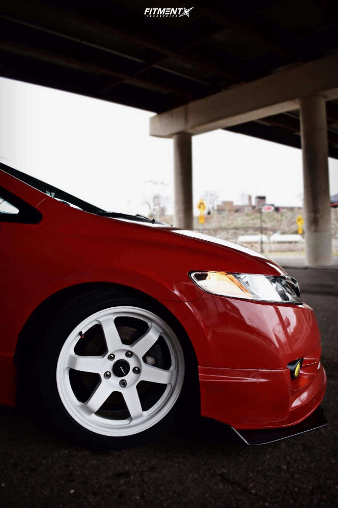 2009 Honda Civic Si with 17x8 AVID1 AV6 and Continental 215x45 on Stock ...