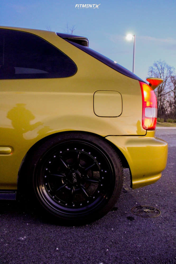 2000 Honda Civic DX with 16x8 XXR 002.5 and Falken 205x45 on Coilovers ...