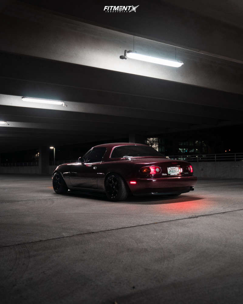 1995 Mazda Miata M Edition with 15x8 Gram Lights 57dr and Toyo Tires ...