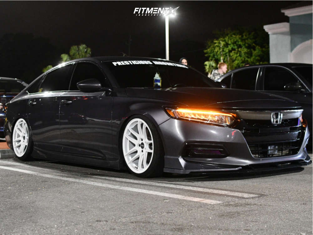 2019 Honda Accord Sport with 19x9.5 ESR Cs8 and Ohtsu 235x35 on ...